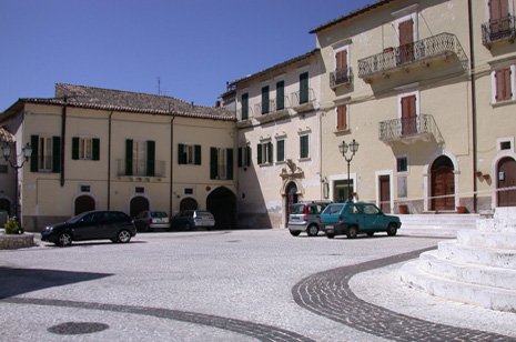 A OFENA TORNA LA FESTA DELL'EMIGRANTE - Virtù Quotidiane - Il ...
