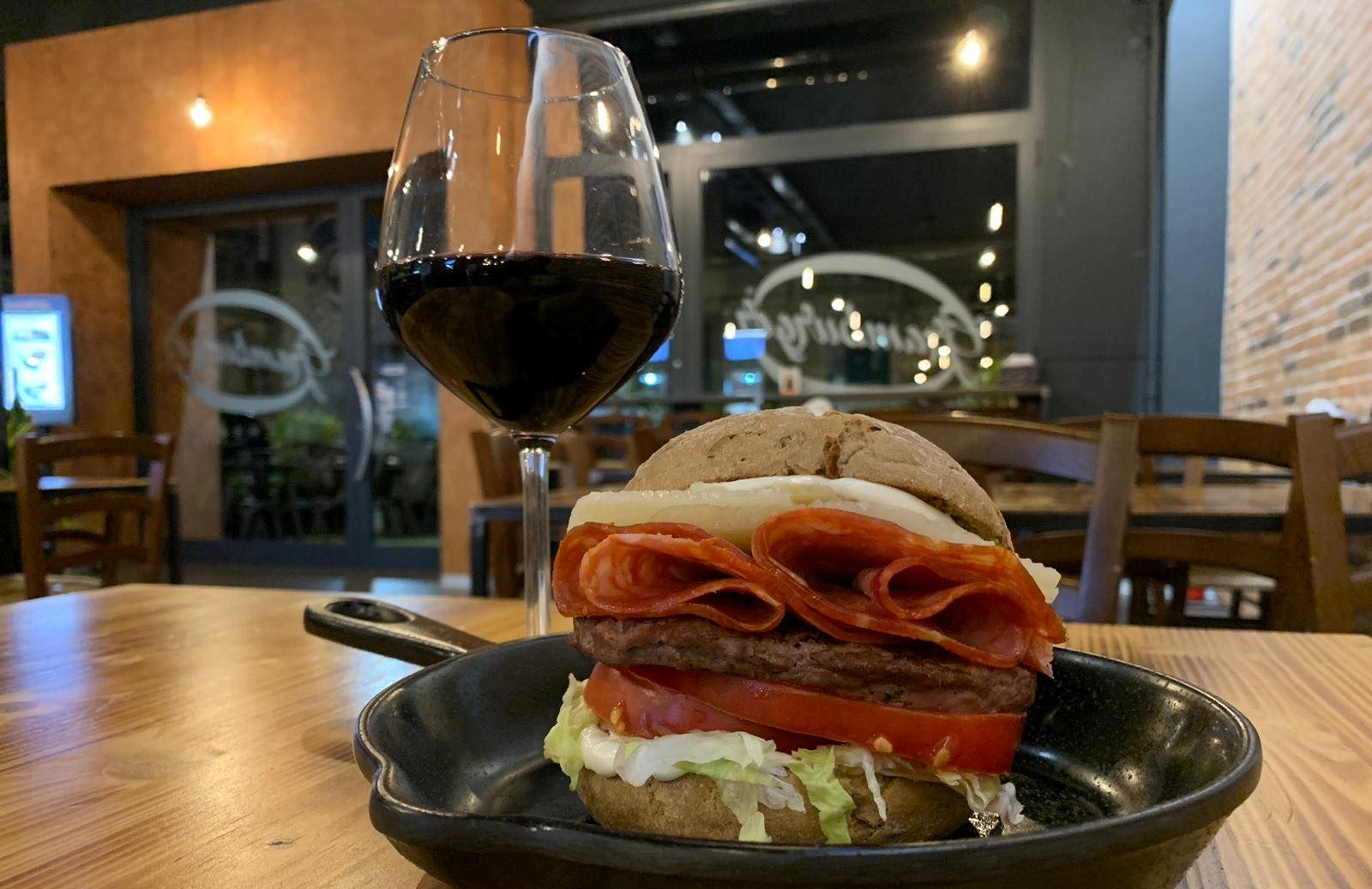 A LANCIANO HAMBURGER E VINI DI QUALITÀ S'INCONTRANO NELL'EVENTO ...