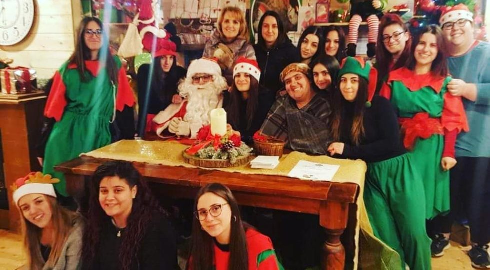 RECORD DI PRESENZE ALLA CASA DI BABBO NATALE DI CASTEL CASTAGNA - Virtù ...