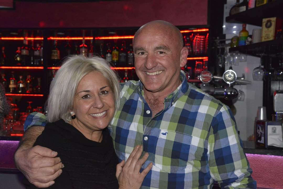 LA "DOLCE VITA" DI SECINARO, PINSA ROMANA E HAMBURGER NEL CUORE DELLA ...