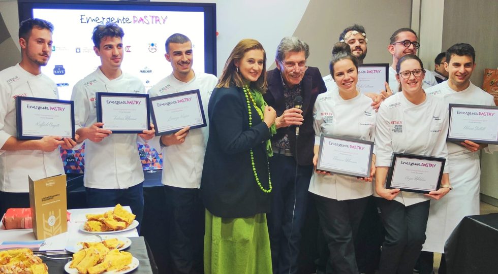 Riccardo Bazzo è l'Emergente Pastry chef 2024, a Federico Marrone il ...